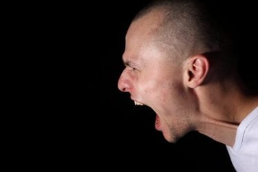 Como identificar um sociopata: 10 principais sinais do transtorno ...