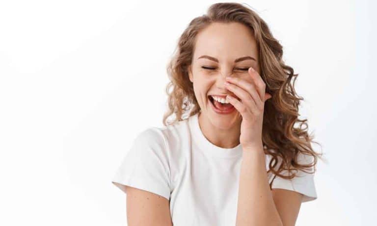 As 50 piadas ruins, mas engraçadas, de TODOS os tempos