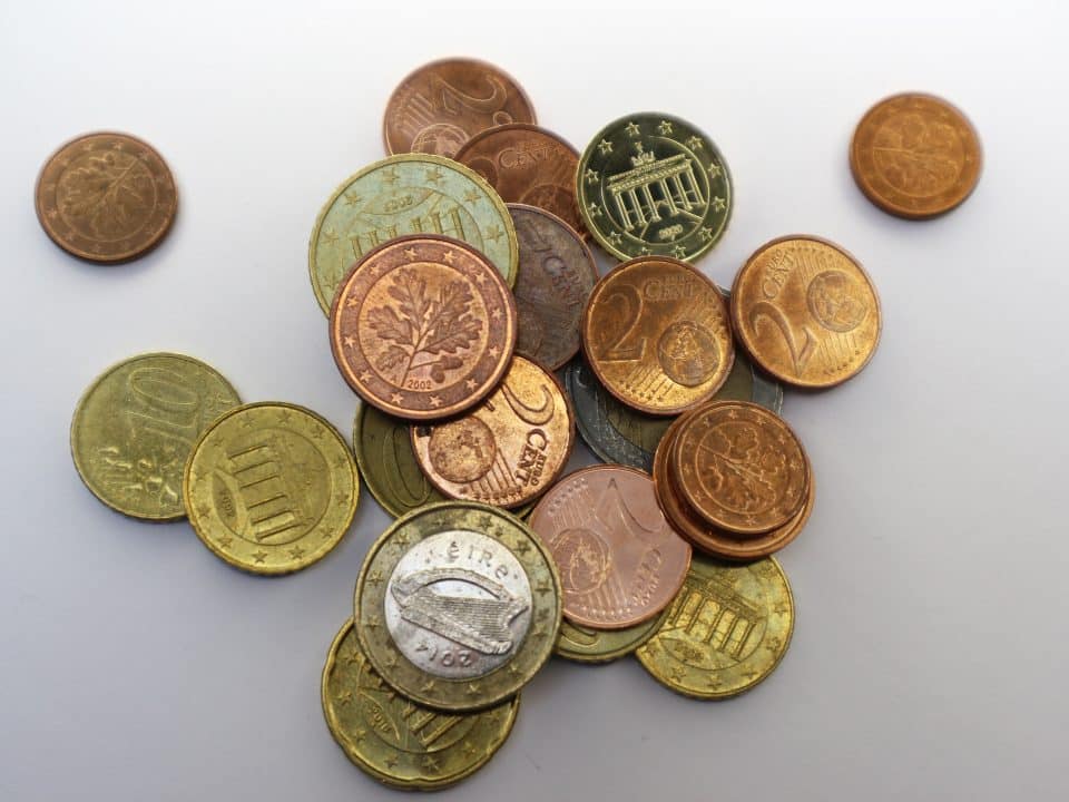 Símbolo do Euro: origem e significado da moeda europeia
